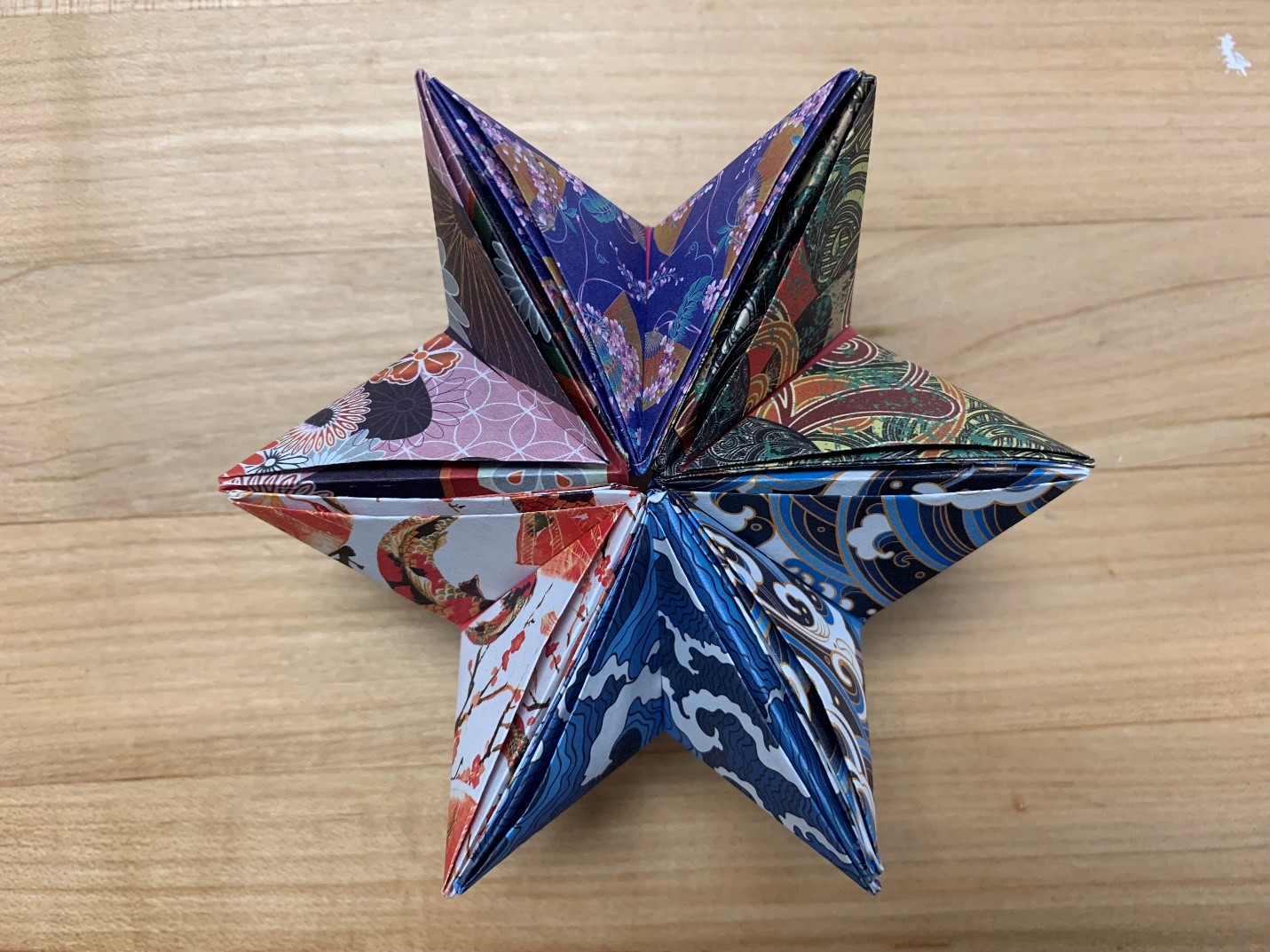 How to Create Transforming Origami - Ignite Studio at HEPL
